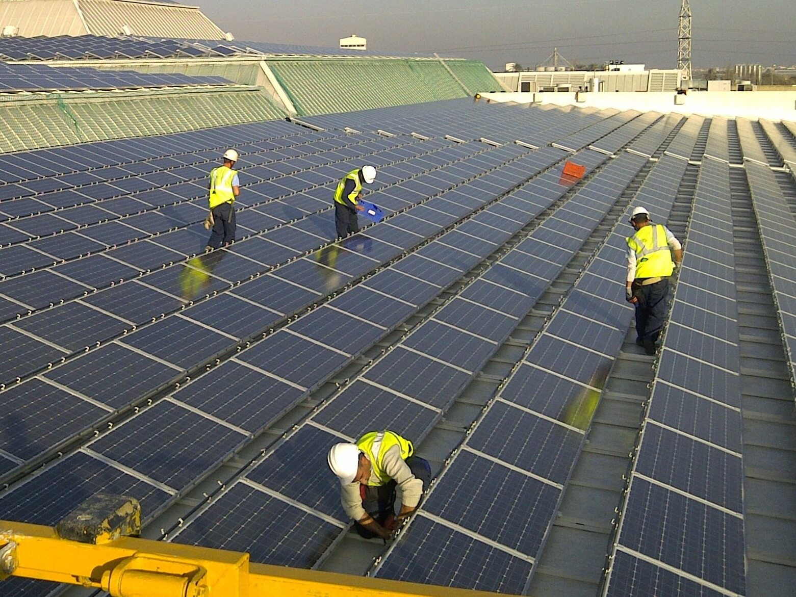 Mexican government plans to develop 1,854MW of solar and wind energy ...