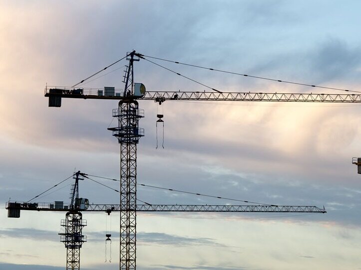 Increase investment in infrastructure construction and other three ...