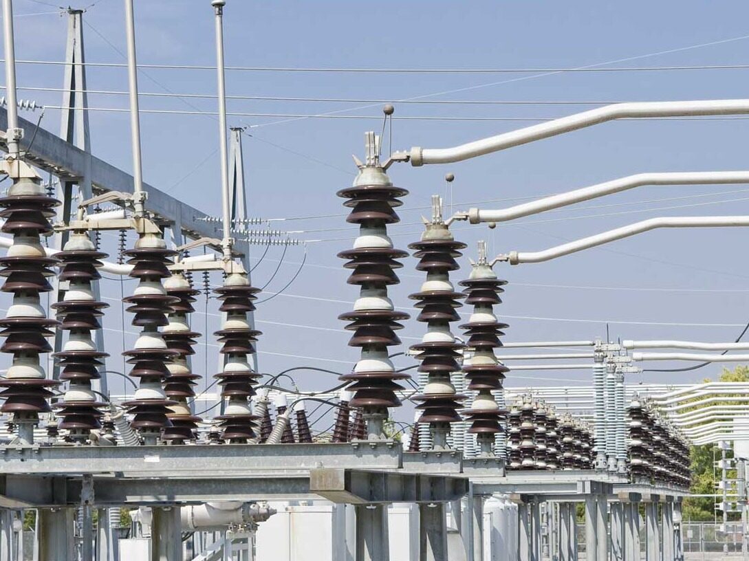 Dutch power Tennet announces 13 billion euros to expand Dutch high ...