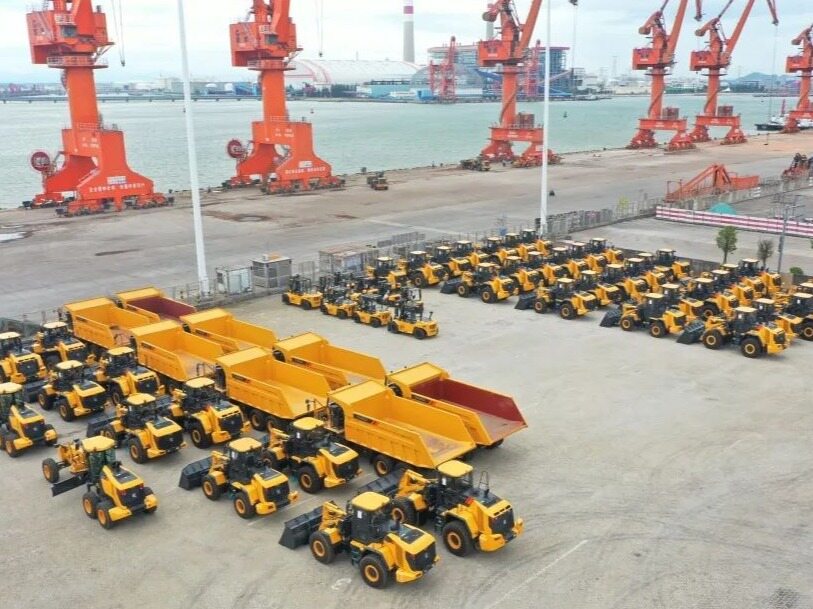 Liugong's first batch of construction machinery vehicles exported--Seetao