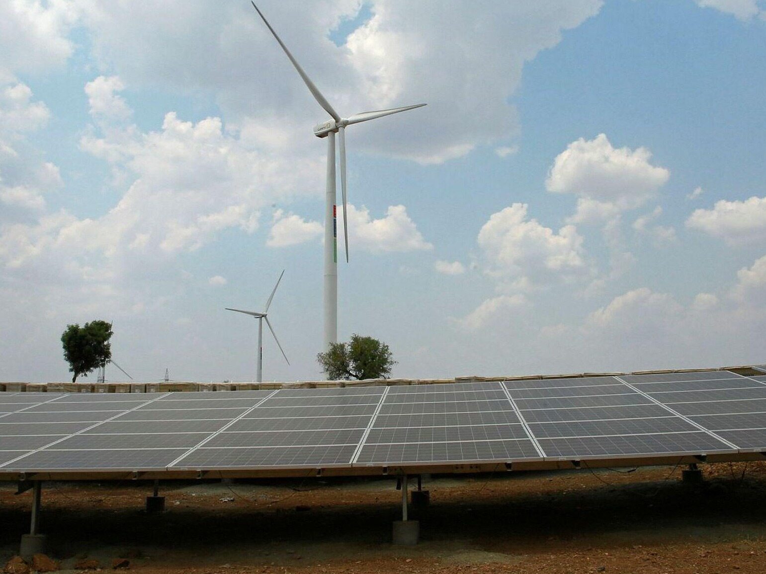 Tata Power to build 600 MW wind-solar hybrid power station in India--Seetao