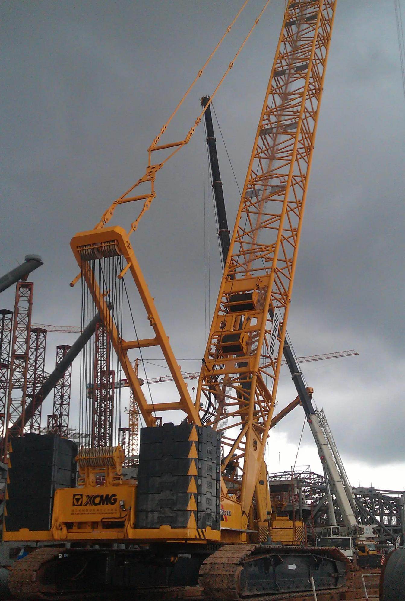 Internationalization, electrification and digitization of construction ...
