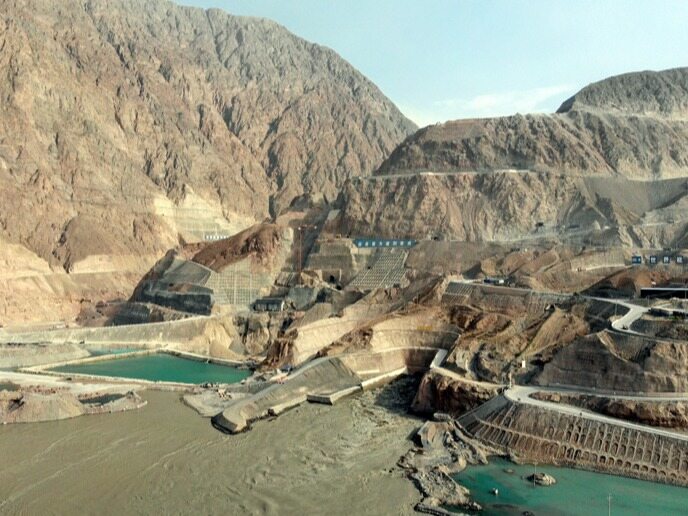 The dam of Xinjiang Dashixia Water Control Project is filled to 1500 ...