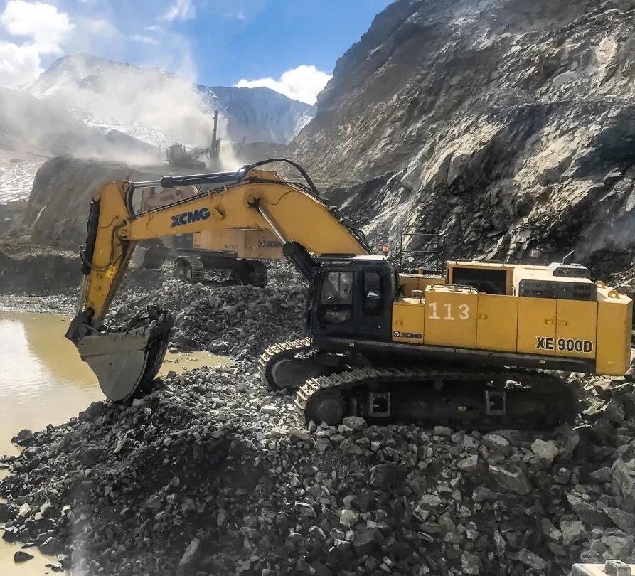 تم تسليم 60 مجموعة من حفارات التعدين الكبيرة XCMG إلى السوق الفيتنامي ...