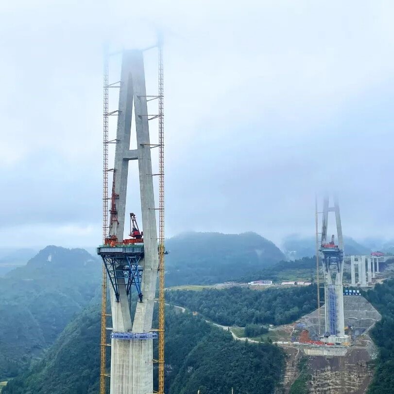 The world's first cable-stayed bridge: the Longli River Bridge in ...