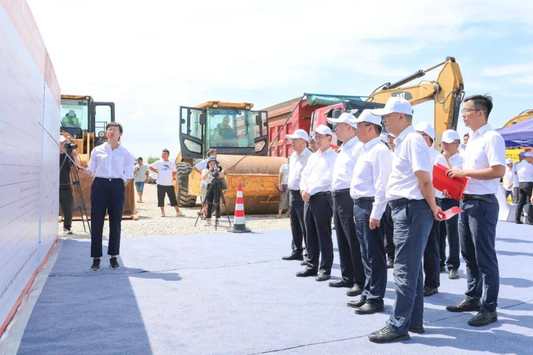 Xilin to Guangnan Expressway Yunnan border project officially started ...