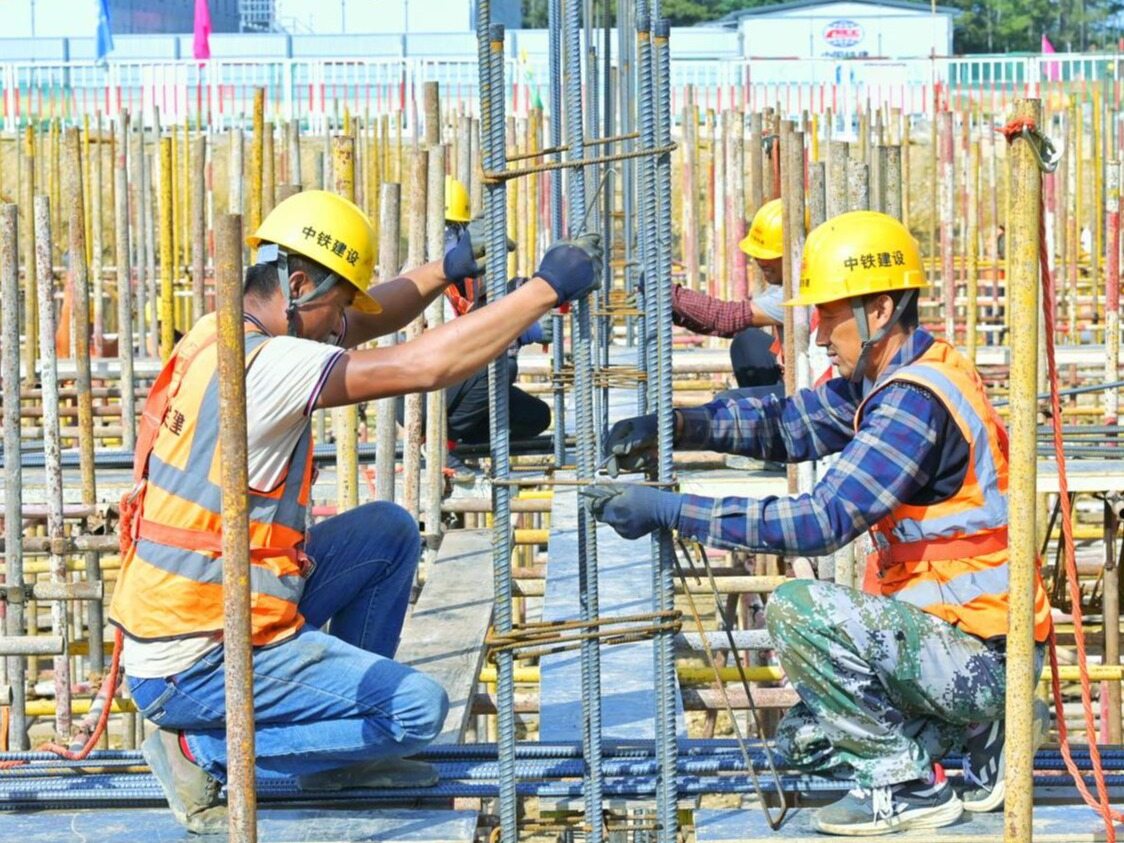 China's northernmost Yichun West Railway Station officially started ...
