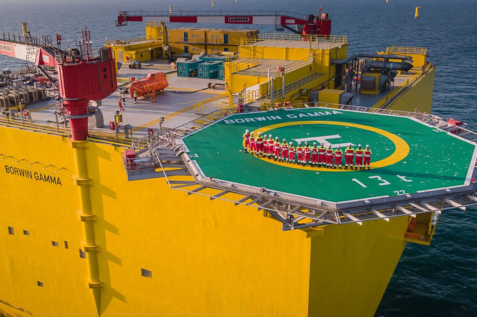 يقوم مشغل نظام النقل الهولندي TenneT بتثبيت منصة DolWin kappa البحرية ...