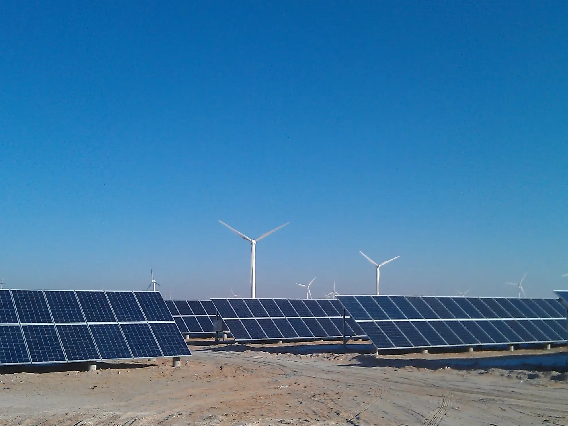 Zhangye, Gansu launches 2.2GW wind and solar power project--Seetao