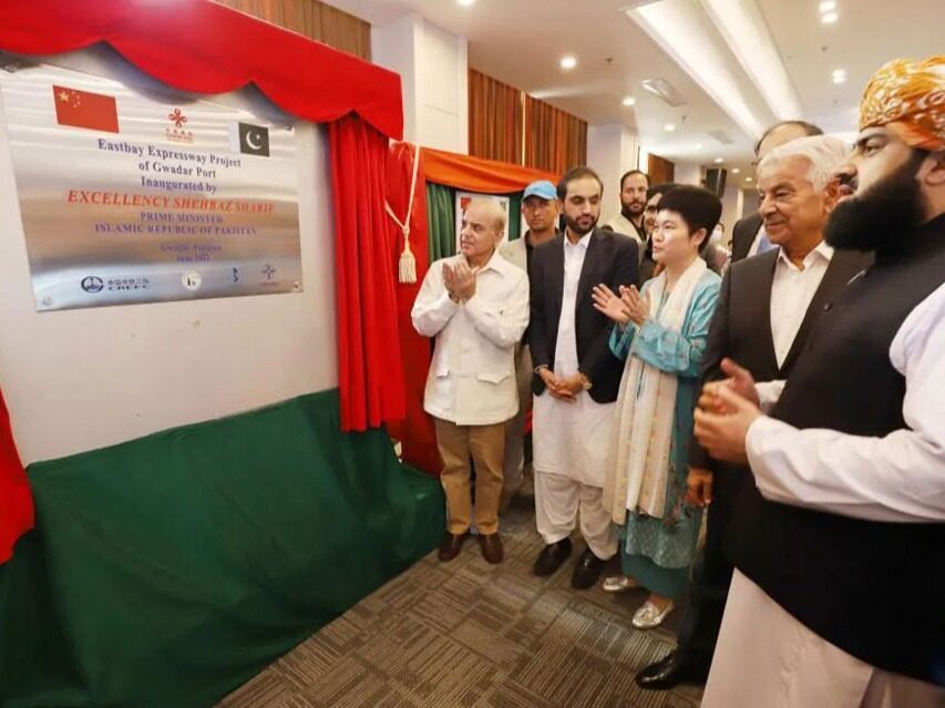 Expressway built by Chinese enterprises adds impetus to Pakistan's port ...