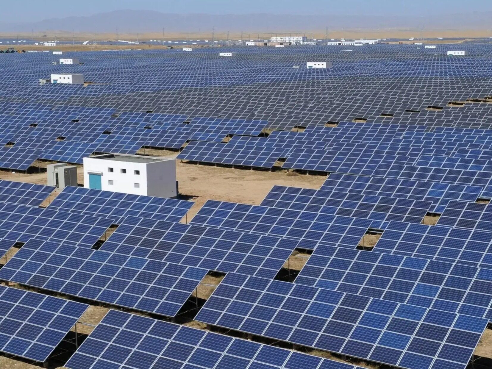 Xinjiang: Over 40GW of new energy projects to start in July 2022--Seetao