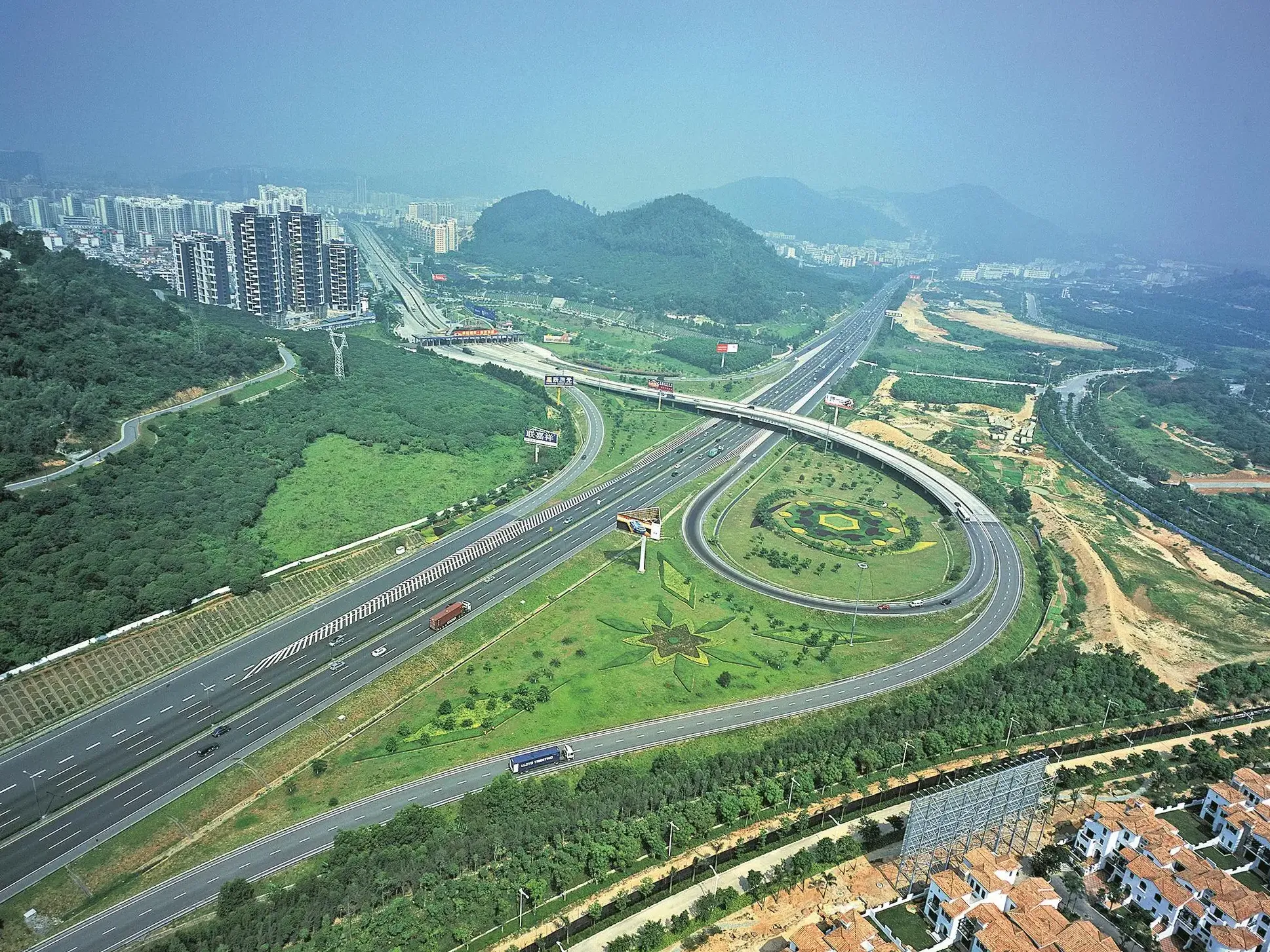 Hunan Jiaotong-Water-Construction Consortium signed two high-speed ...