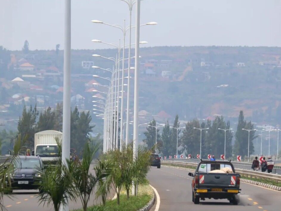 Chinese company undertakes construction of new airport road in Rwanda ...