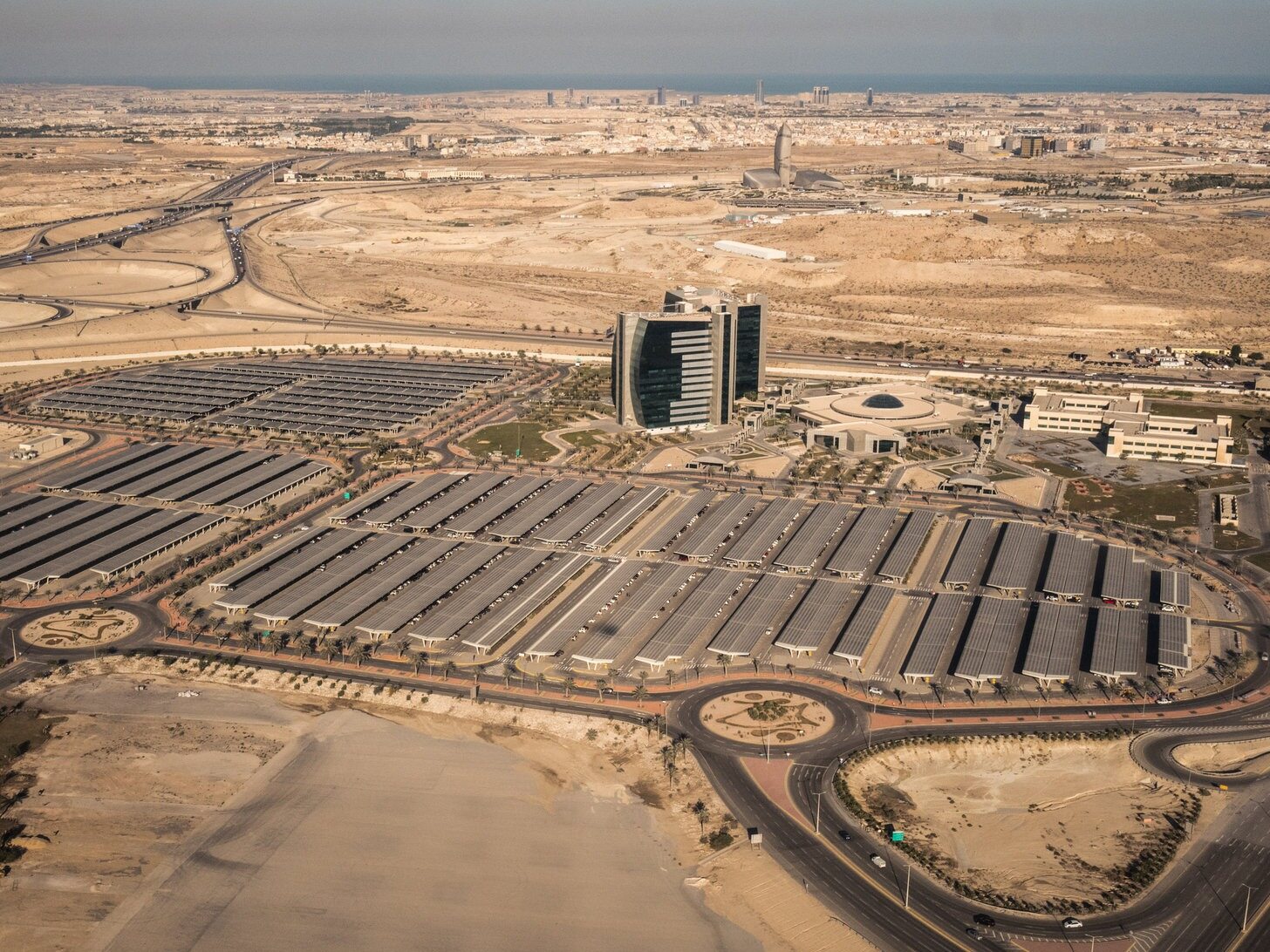 3300 MW! Saudi Arabia launches five renewable energy projects--Seetao