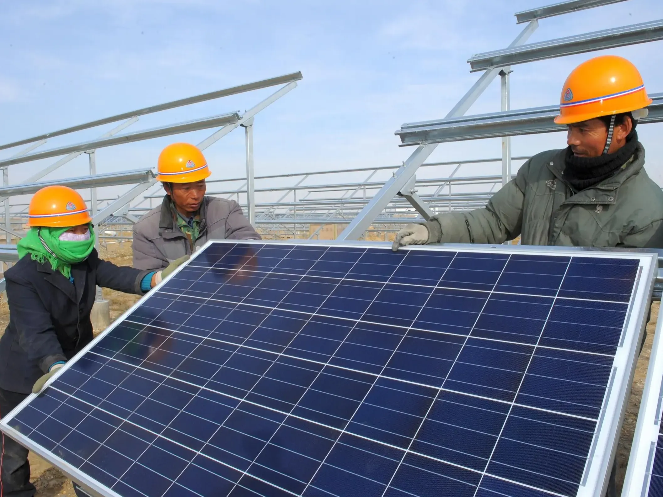 High-power concentrating photovoltaic module manufacturing base project ...