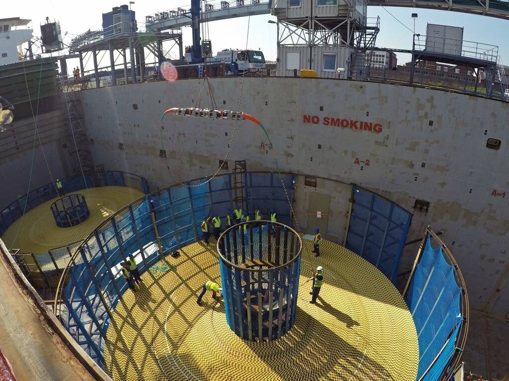 Greece Copelouzos plans to build a 1373 km submarine cable project--Seetao