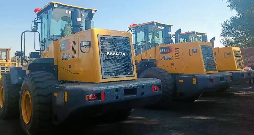 Shantui L53-C3 Coal Loader Settles in Shanxi Coal Station in Batch--Seetao