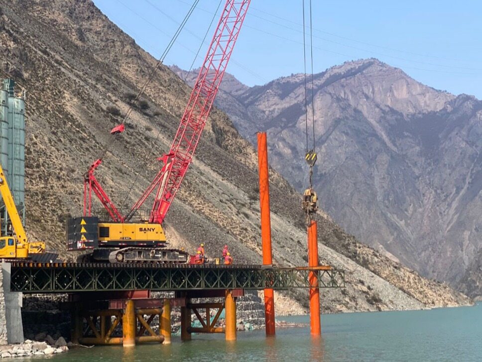 G310 cable Tongpo Yellow River super large bridge steel trestle started ...