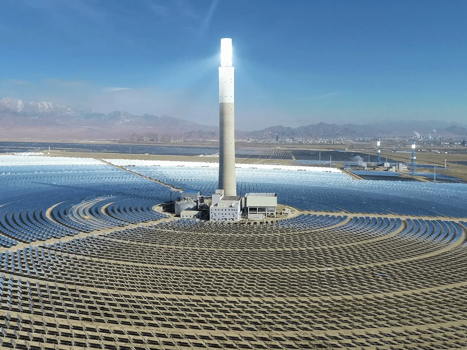 Bidding for the 100000kW solar thermal project in the north of Hami ...