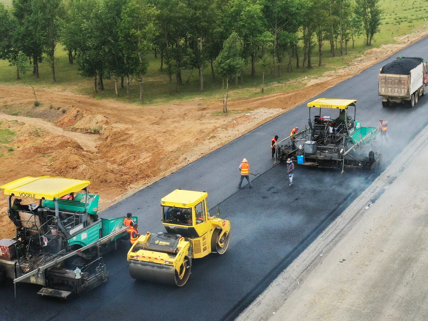 China is emerging as a major supplier of road construction machinery to ...