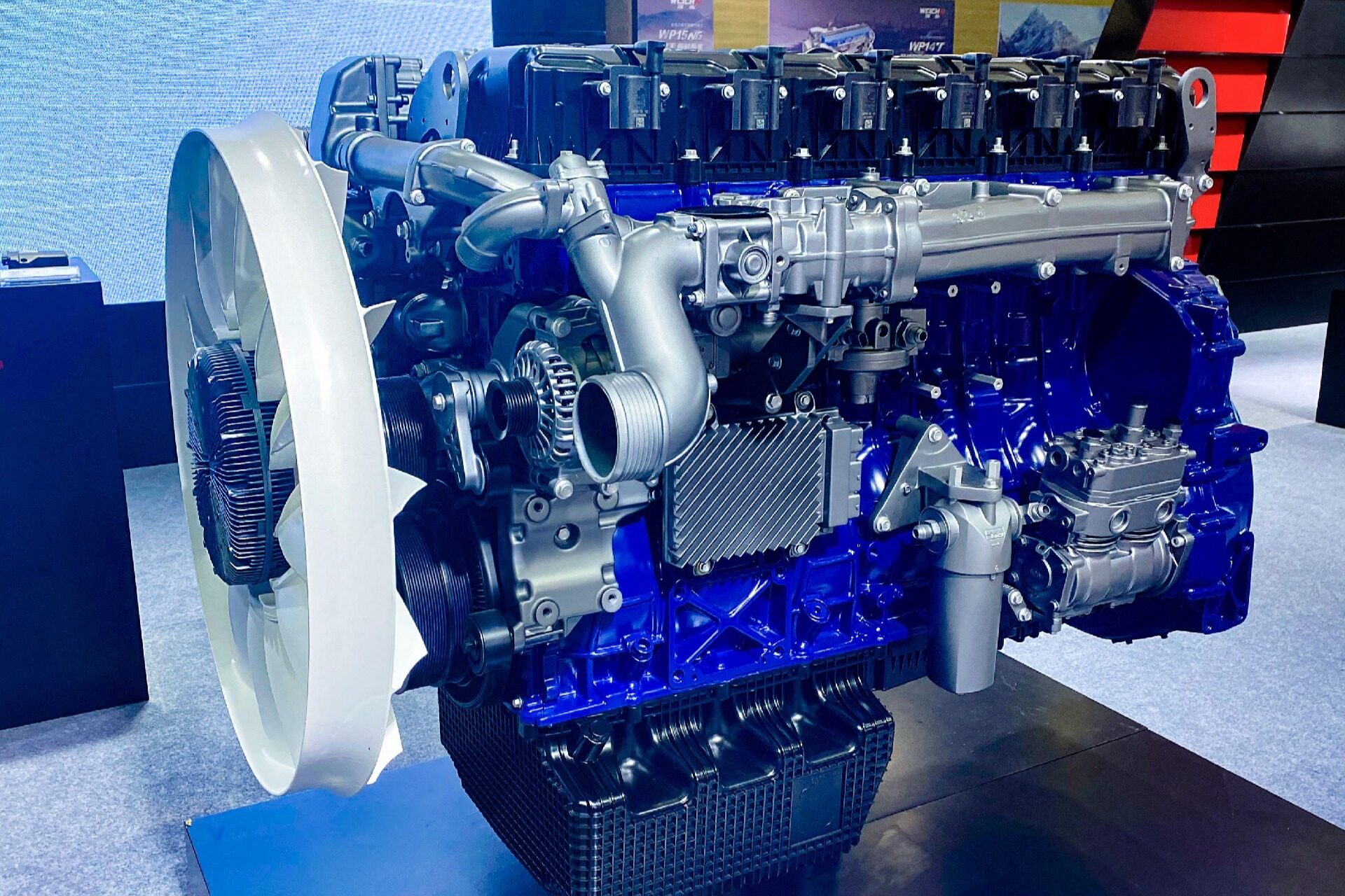 Weichai high-powered "King of the Land" internal combustion engine on display--Seetao