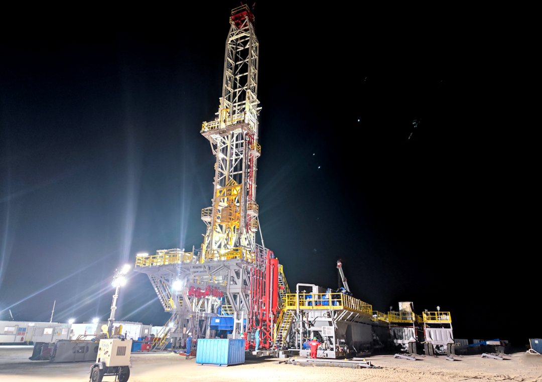 宝石机械两套5000米自动化钻机在阿曼顺利起升！--见道网