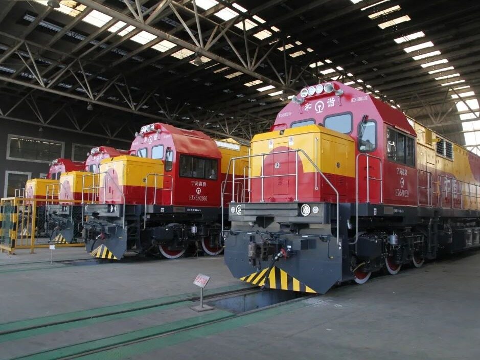 持续发力！中国中车研制的HXN5B内燃机车助力中老铁路安全运营--见道网