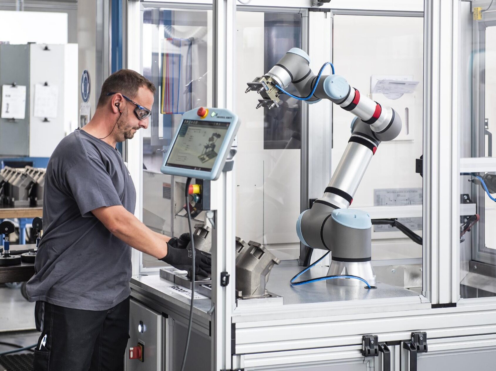 全球知名机器人制造商Universal Robots入驻igus的RBTX低成本自动化市场--见道网