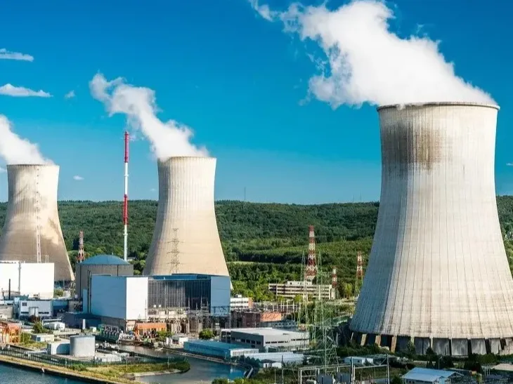 First in the world! The installation of the Linglong 1 nuclear Island ...