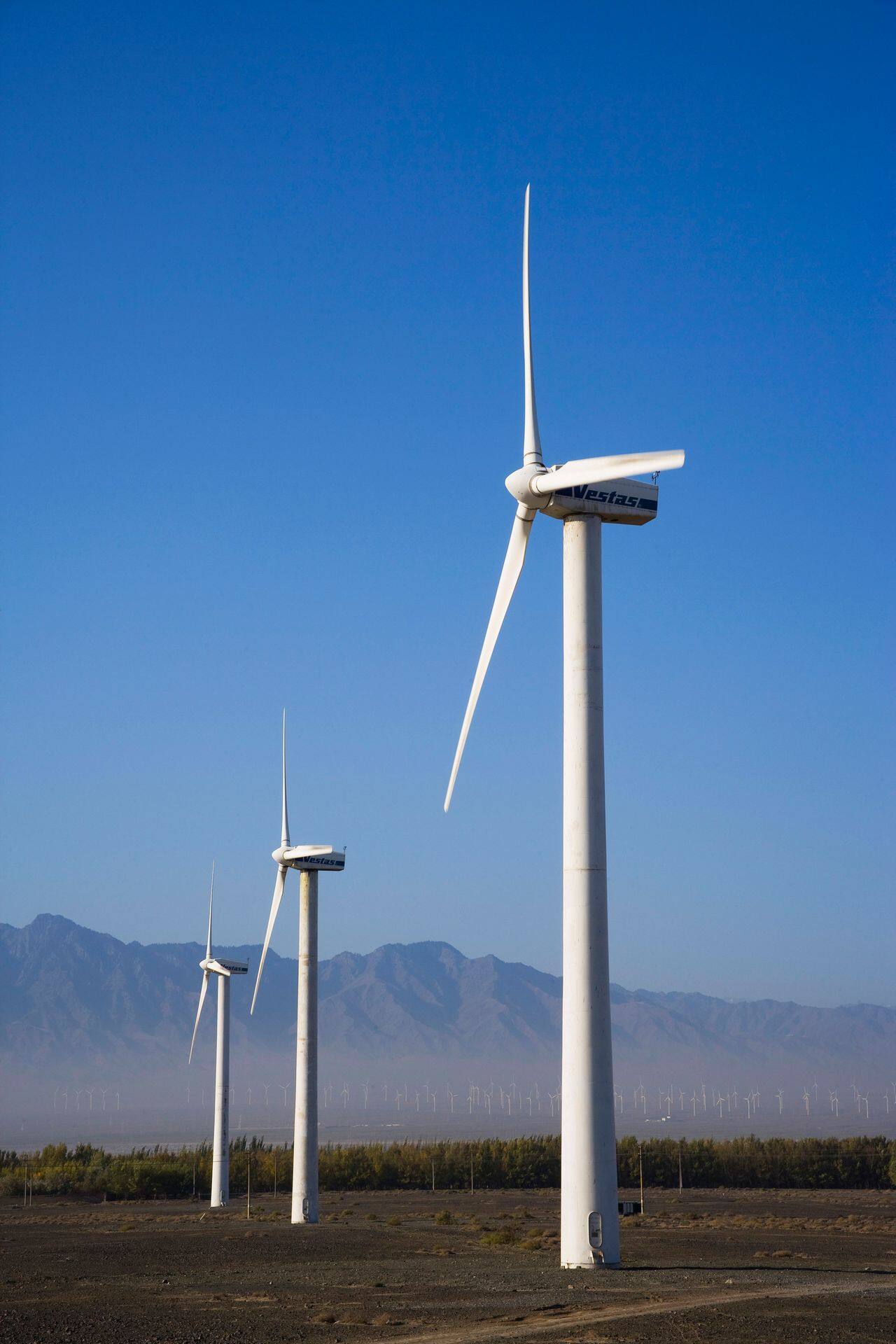 China Longyuan Power Signs Xinjiang 5GW New Energy Project--Seetao