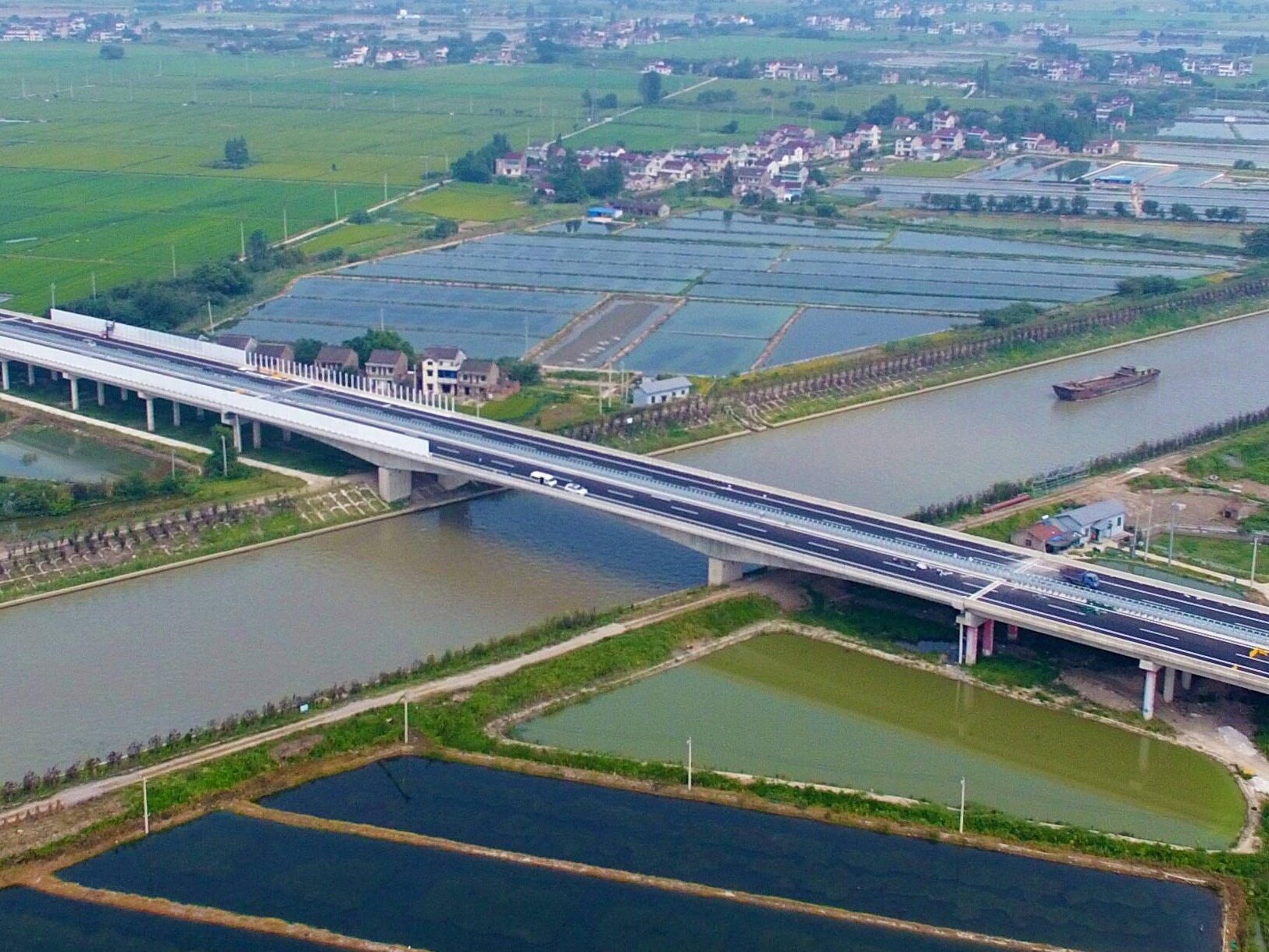Taicang-Changzhou section of Shanghai-Wuhan Expressway--Seetao