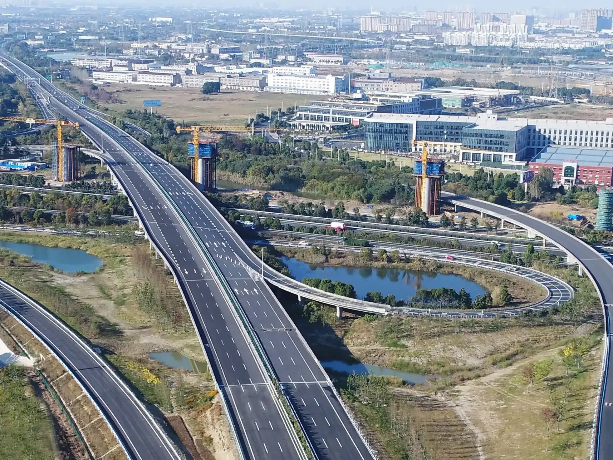 A number of expressways in Sichuan announced expansion plans--Seetao