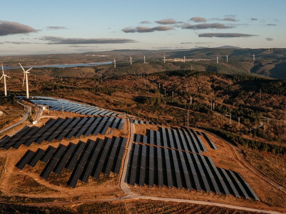 Portugal's EDP announces $26bn energy plan for 2026, eyes 33GW of ...