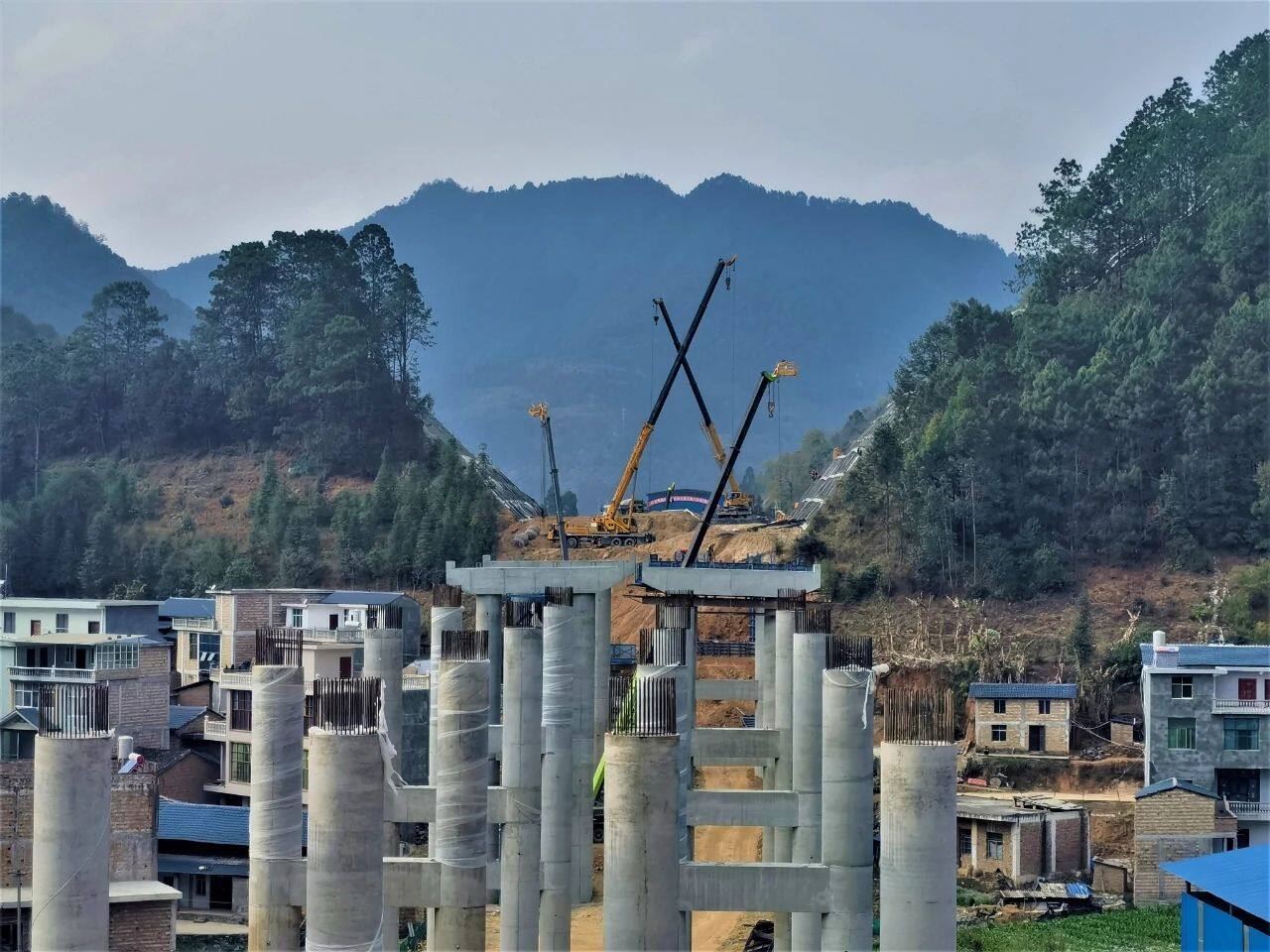 The pouring of the first T-beam of Naxing Expressway was completed--Seetao