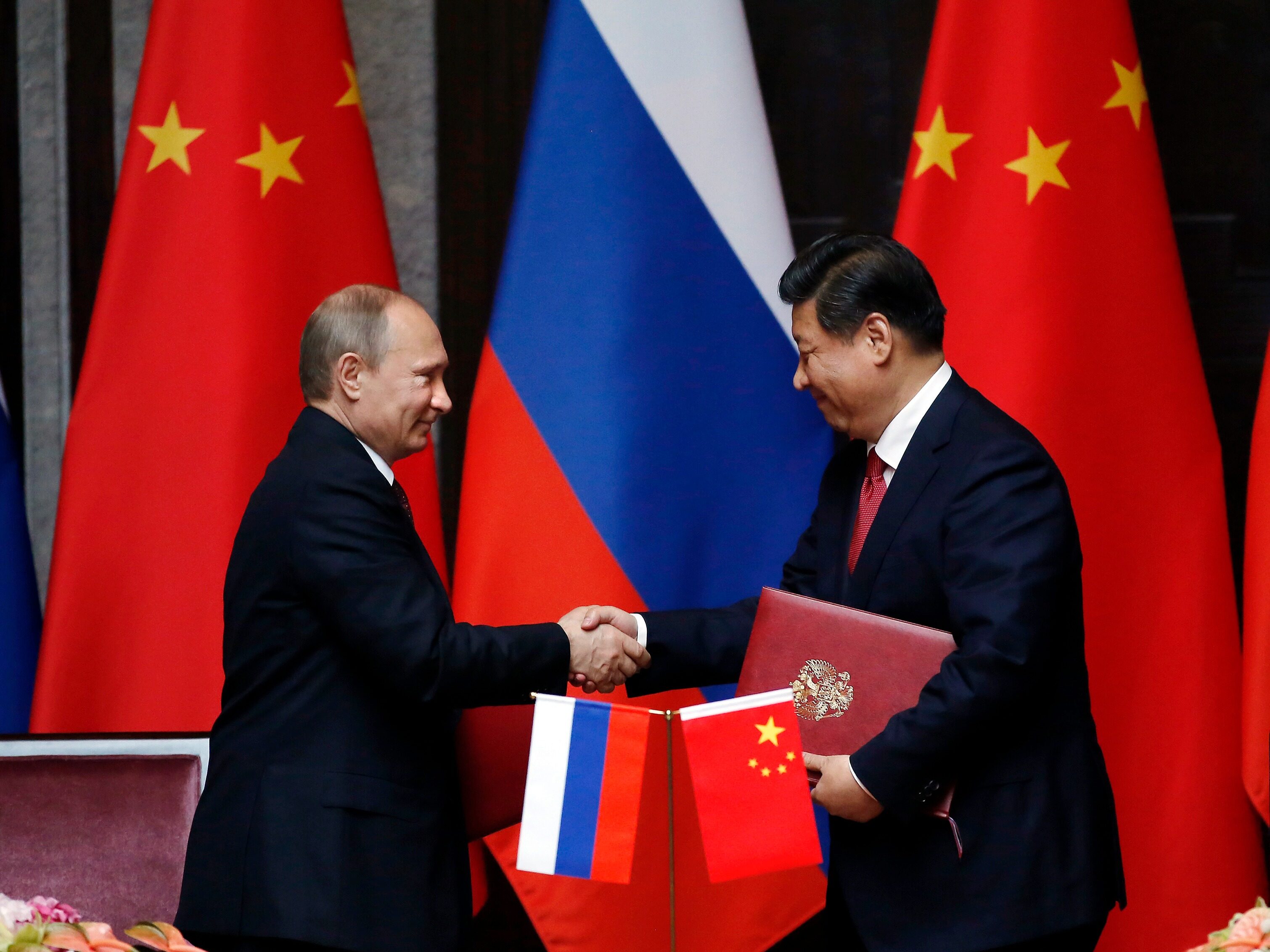 Chinese and Russian heads of state sign joint statement--Seetao