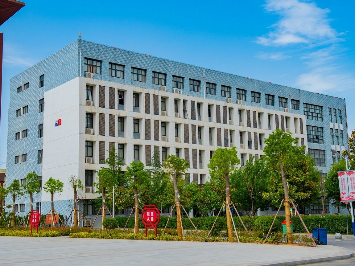Hebei Cangzhou Economic and Trade Vocational Education Park Project ...