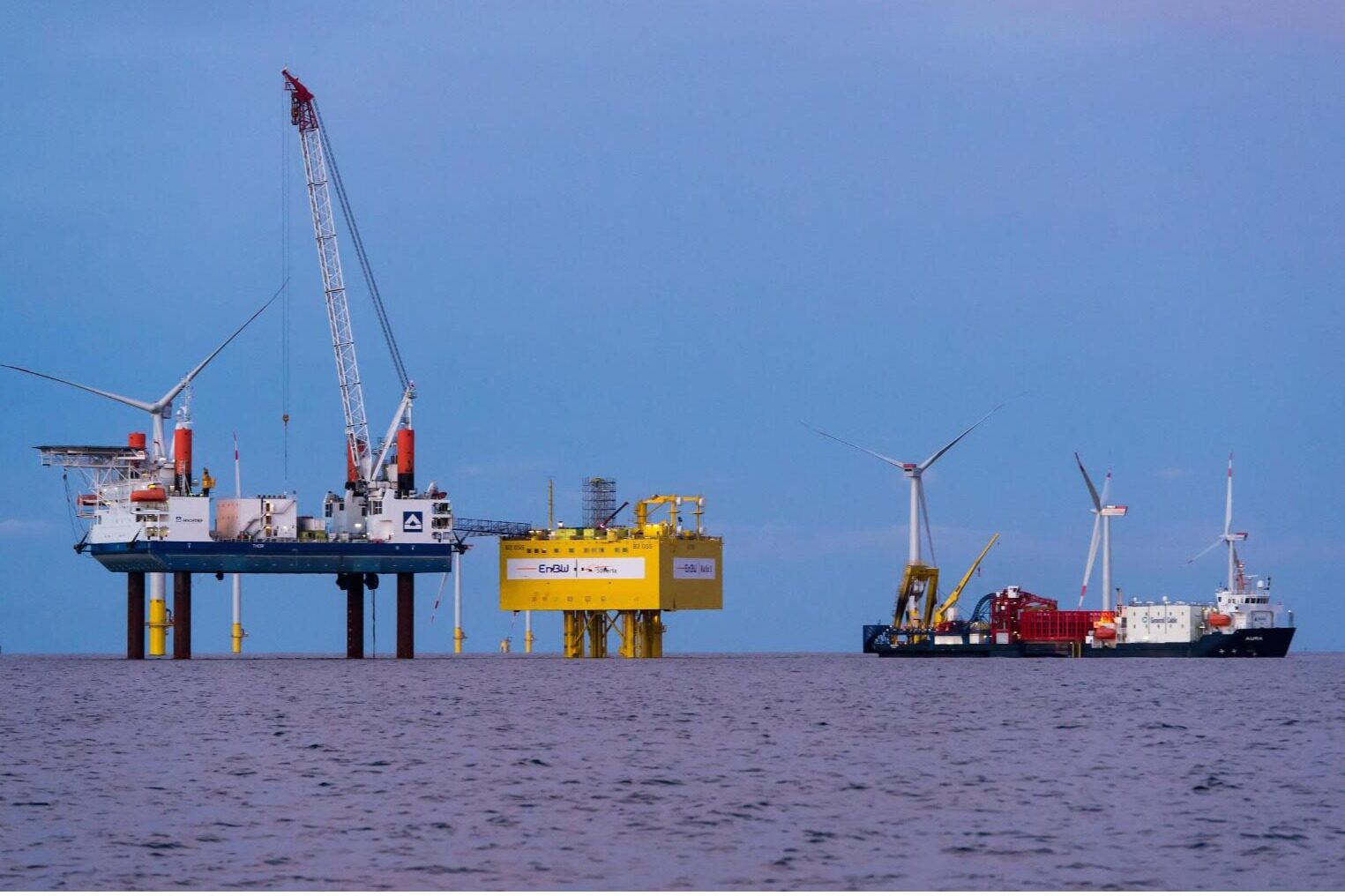 Dutch grid company awards $25bn contract to connect North Sea wind farm ...