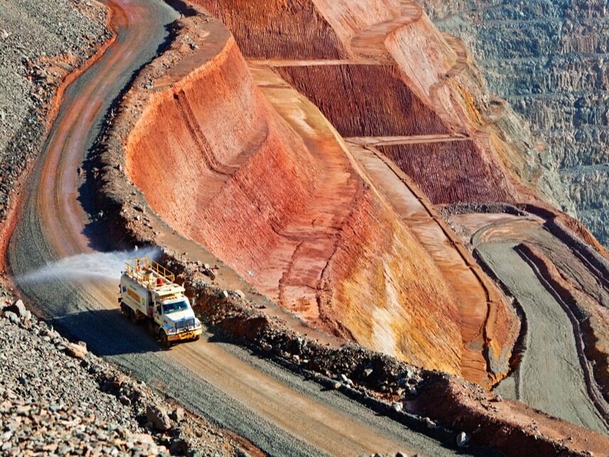 Chinese companies newly signed two overseas mining projects--Seetao