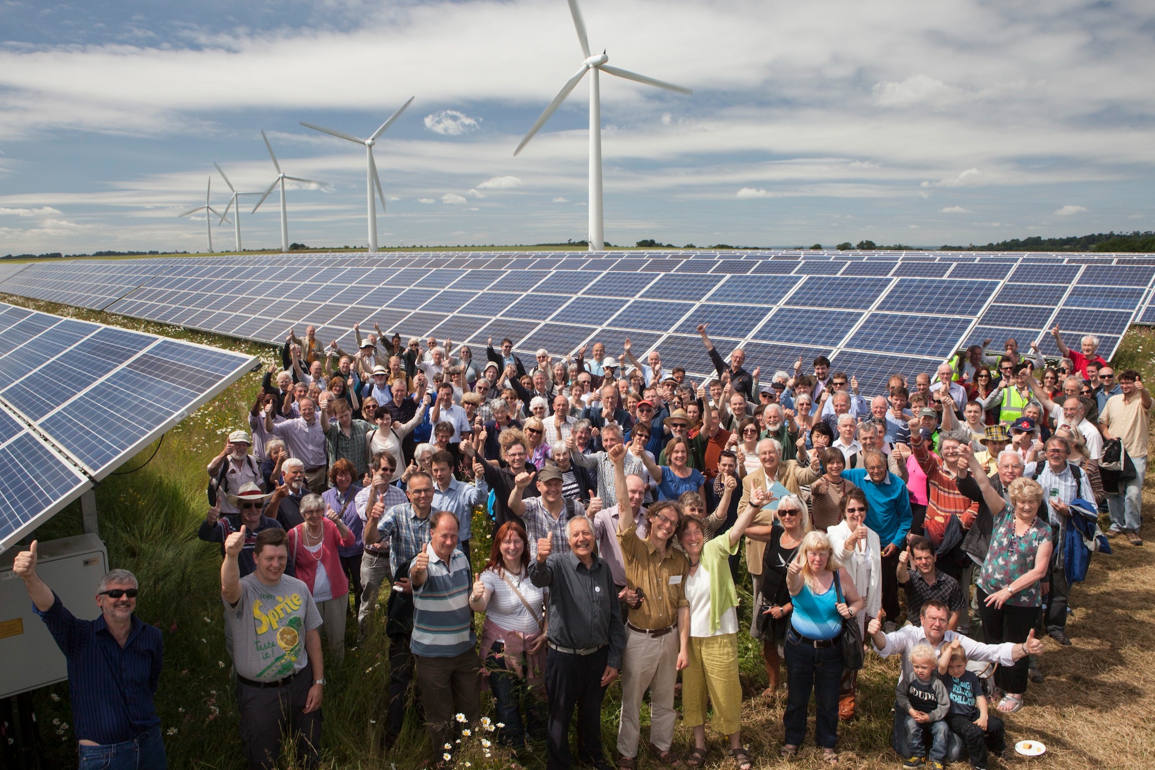 Quinbrook开始建设373MW英国太阳能电池项目--见道网