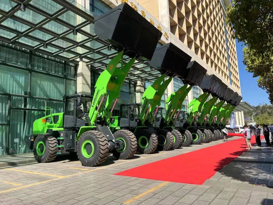 Zero pollution,high efficiency, Liugong electric loader delivered for ...