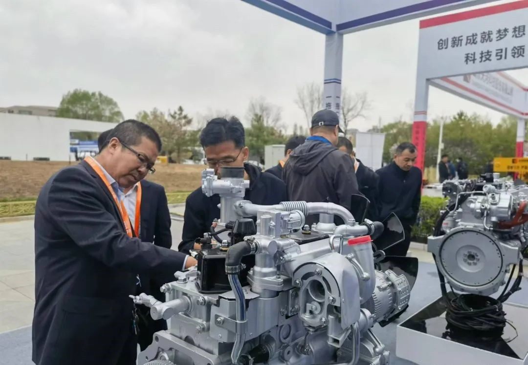 Dongfanghong diesel engine participated in Ordos International Coal ...