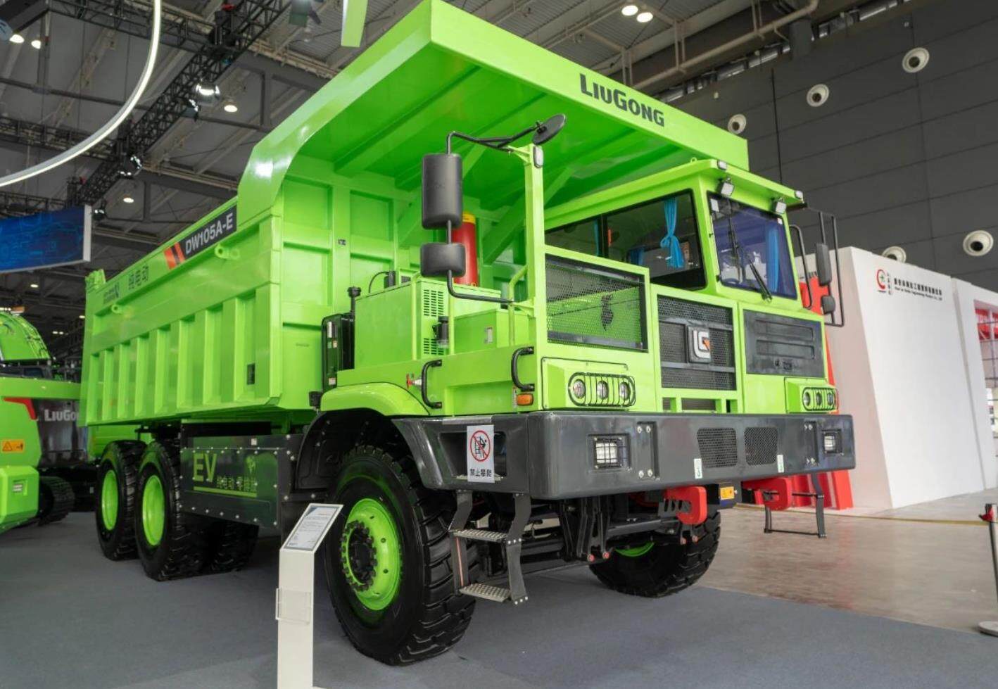 Wisdom and Green | LiuGong's electrified all-star lineup debuts!--Seetao