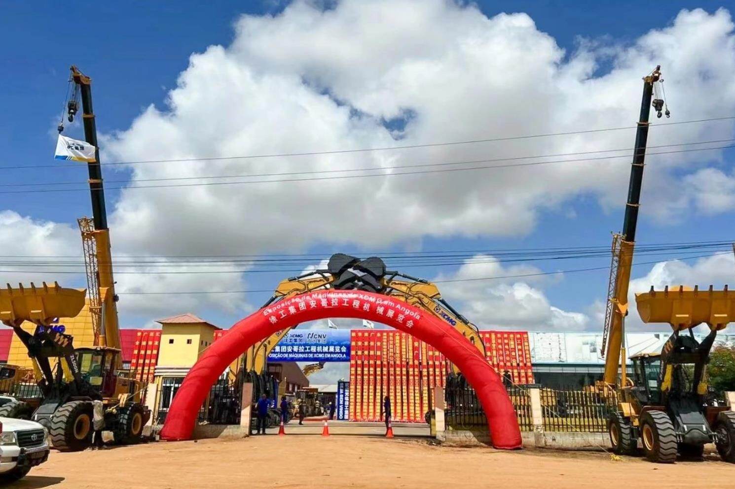 Angola digs diamonds! XCMG loaders keep busy--Seetao