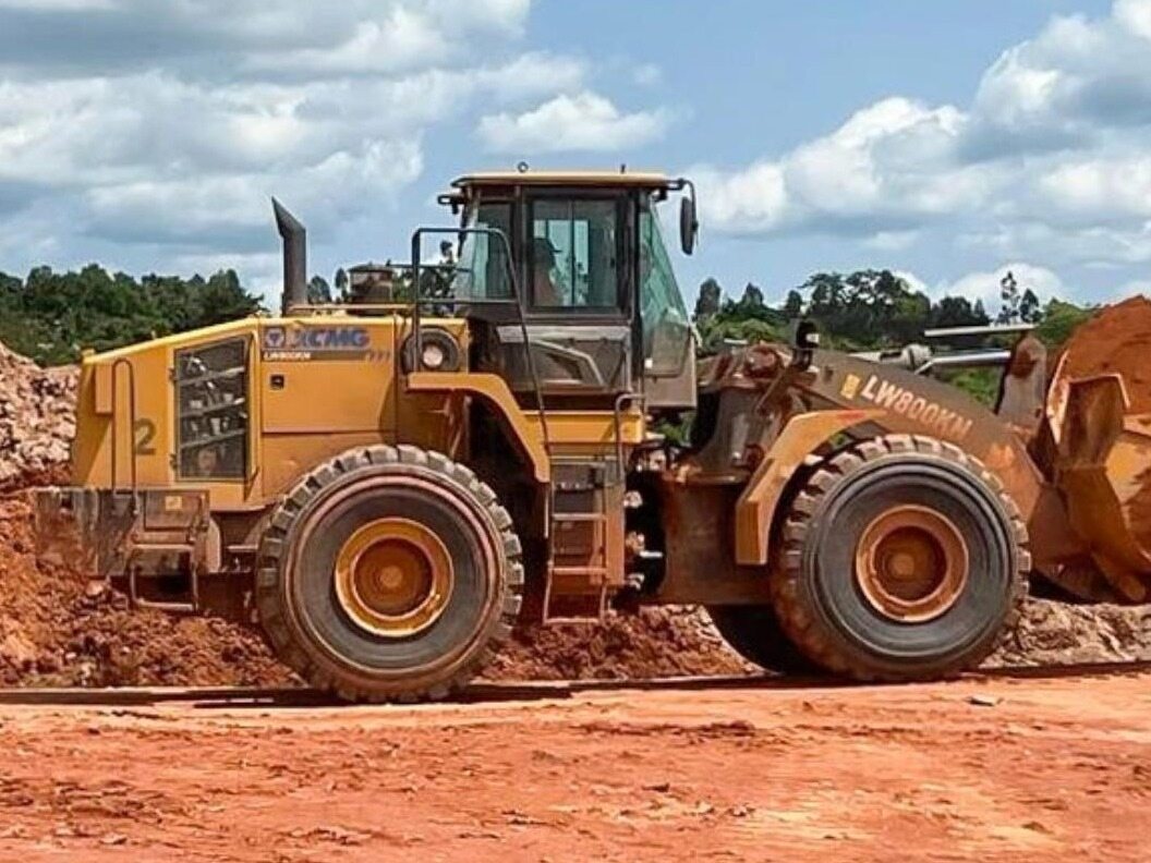 Angola digs diamonds! XCMG loaders keep busy--Seetao