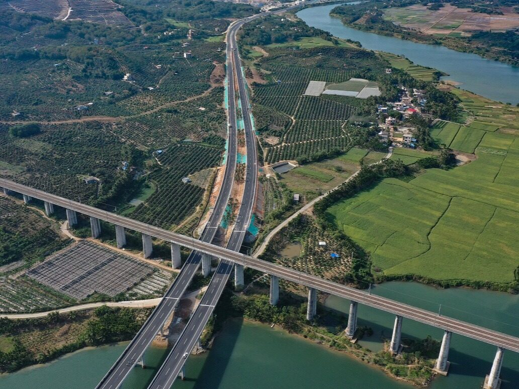 Hainan will add a new expressway, and the project starts bidding--Seetao