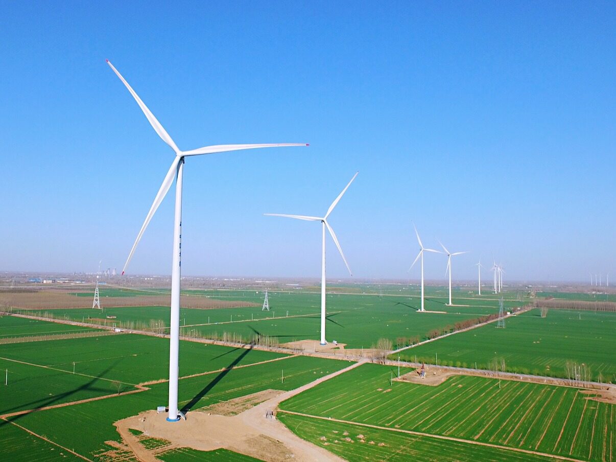 Retirement of wind turbines and photovoltaic modules leads to a new ...