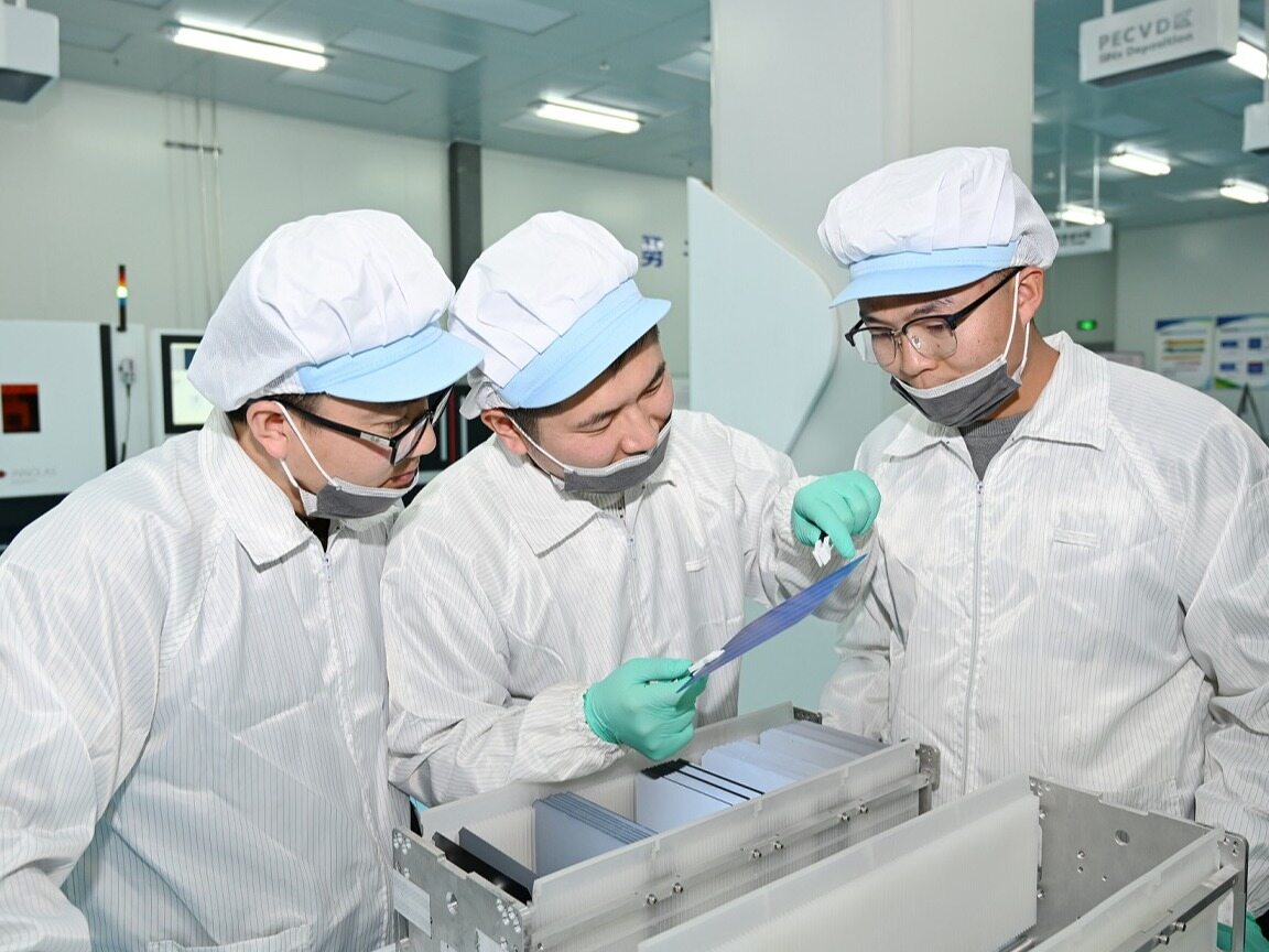 10GW battery chip+10GW high-efficiency module base settled in Xiantao ...