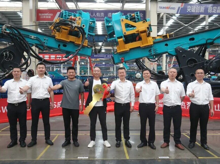 Two SUNWARD rotary drilling rigs delivered to customers--Seetao