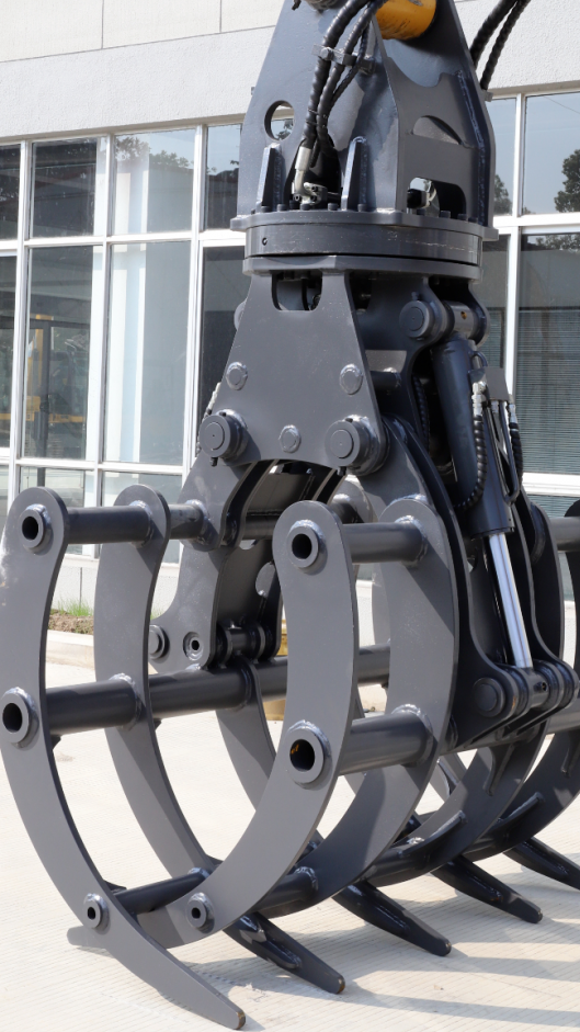 Lovol wood grabbing machine, your senior assistant in wood sorting--Seetao