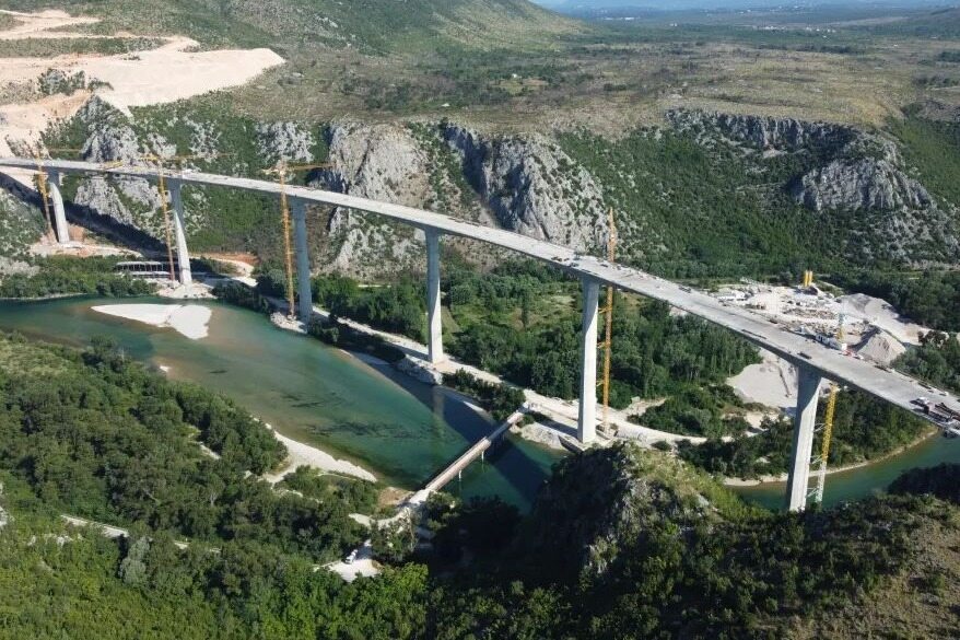 The main body of the longest bridge in Bosnia and Herzegovina is ...